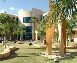 Le Collège universitaire de Netanya ouvre ses portes aux étudiants ...